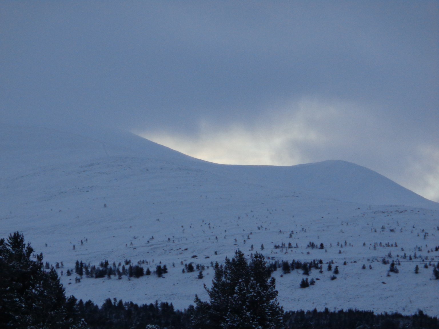 Northern Cairngorms Blog & Mountain Info » Blizzard Conditions
